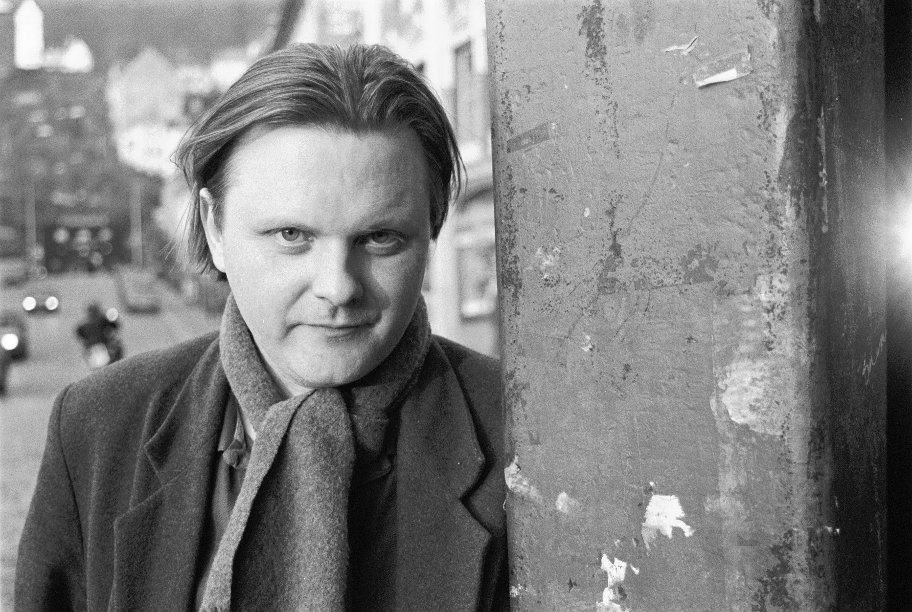 - Eg er ein tragikomisk diktar - Syn og Segn